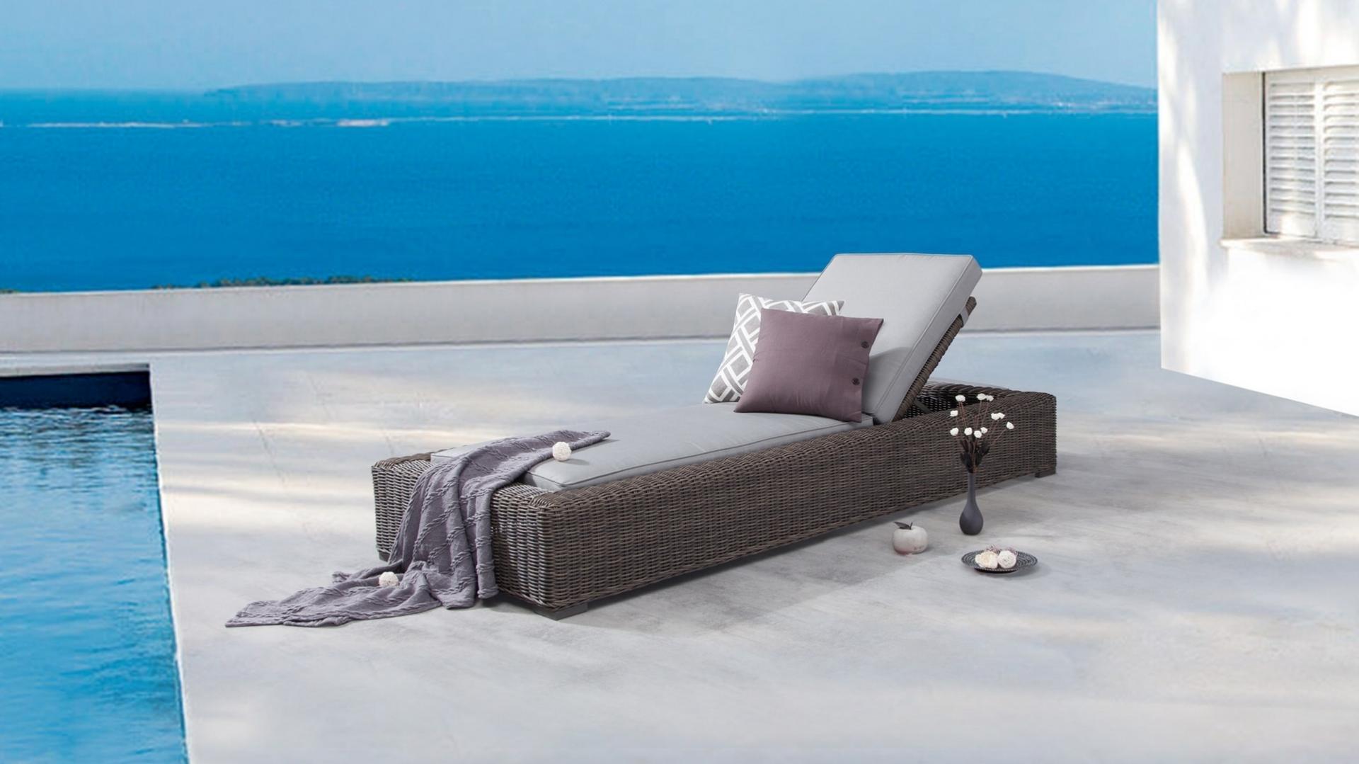 Canyon Outdoor Wicker Sun Lounge | Lavita Outdoor