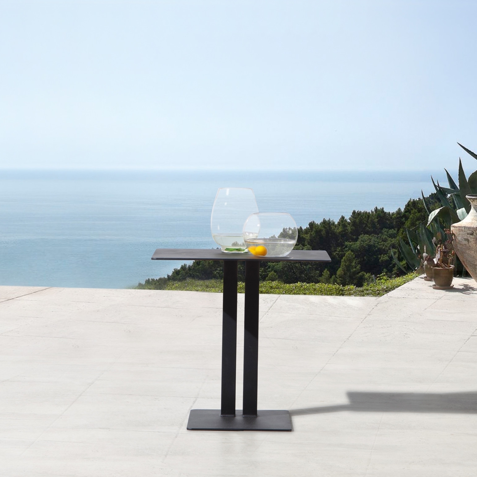 Elite Tray Table | Lavita Outdoor